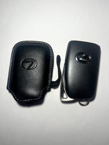 LEXUS OEM KEY 4 BUTTON REMOTE FOB FCC ID: HYQ14FLB IC: 1551A-14FLB w ...