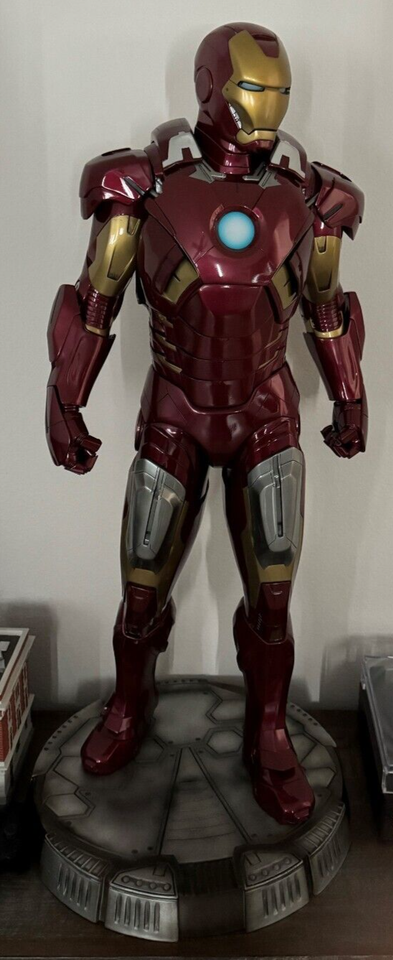 Sideshow Iron Man Mark 7 Legendary Figure 1:2 Scale Statue, Avengers ...