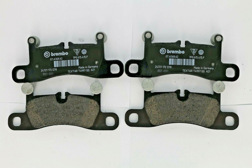 Porsche Genuine Brake Pads 95835293900 | Rear