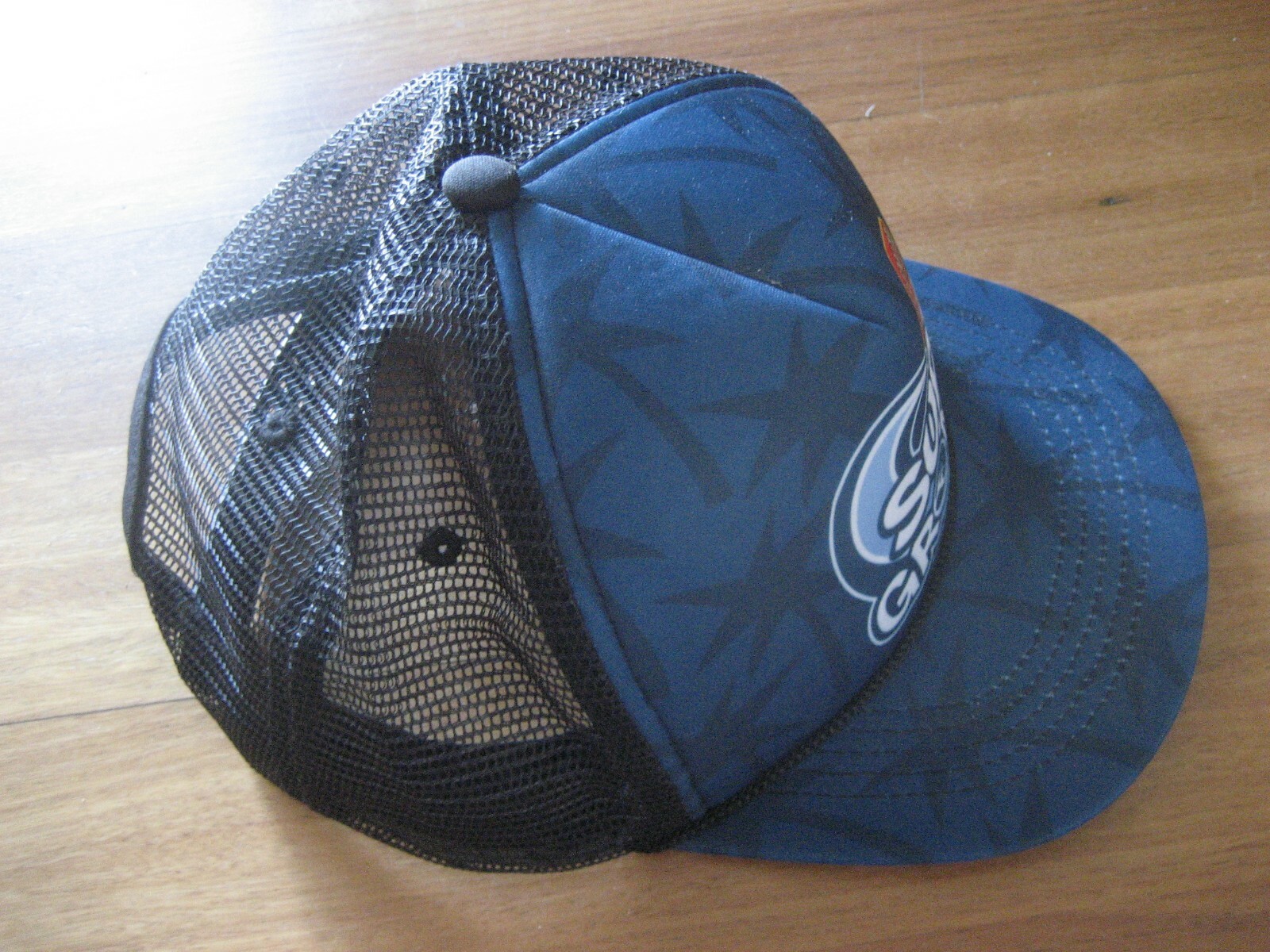 UNISEX BLUE SURF CROMS ADJUSTABLE BASEBALL CAP - VEGEMITE & QUICKSILVER ...