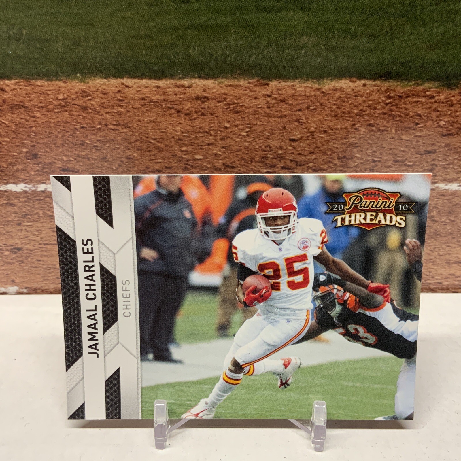 2010 Panini Threads #71 Jamaal Charles Chiefs | eBay