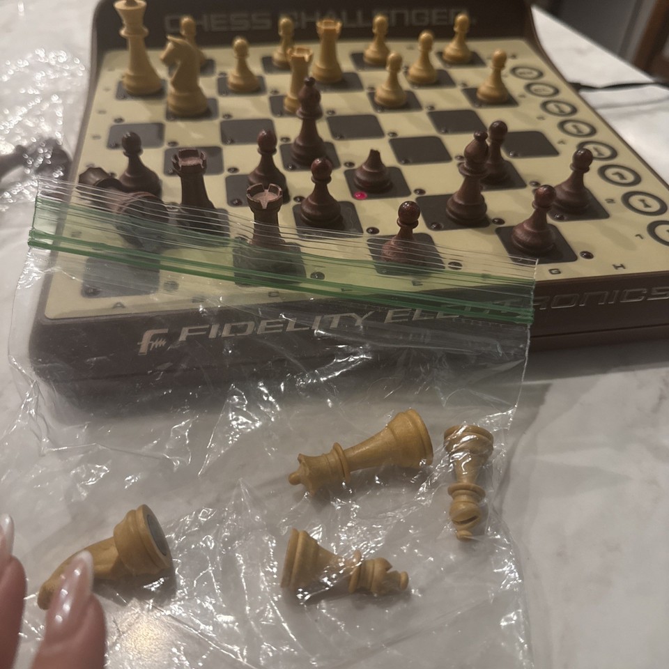 Fidelity Electronics Chess Challenger Electronic Chess Board Game ...