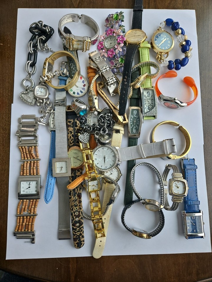 2 Lbs. 6 Oz. Vintage To Now Junk Watch Lot SOLD AS IS for parts or ...