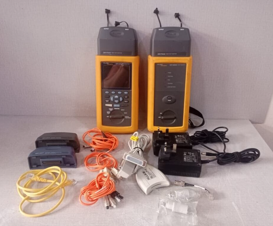 Fluke DSP-4300 Cable Analyzer and DSP-4300SR Smart Remote with 4 ...