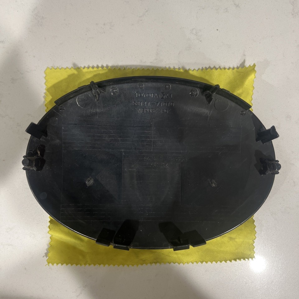 Genuine TOYOTA OEM Grille Emblem Land Cruiser Tundra Tacoma 53141-71010 ...