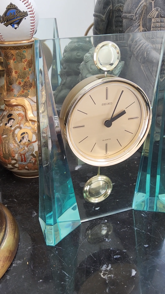 Vantage Seiko Lucite Glass Swinging Pendulum Desk Clock | eBay