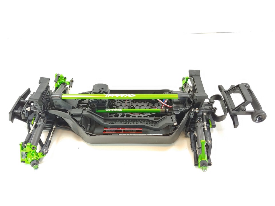 NEW: Traxxas RUSTLER 4x4 ULTIMATE EDITION Roller Slider Chassis ...
