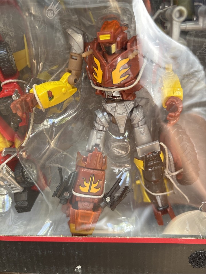 Transformers Hasbro Platinum Edition Planet Of Junk Clash Rodimus Prime ...