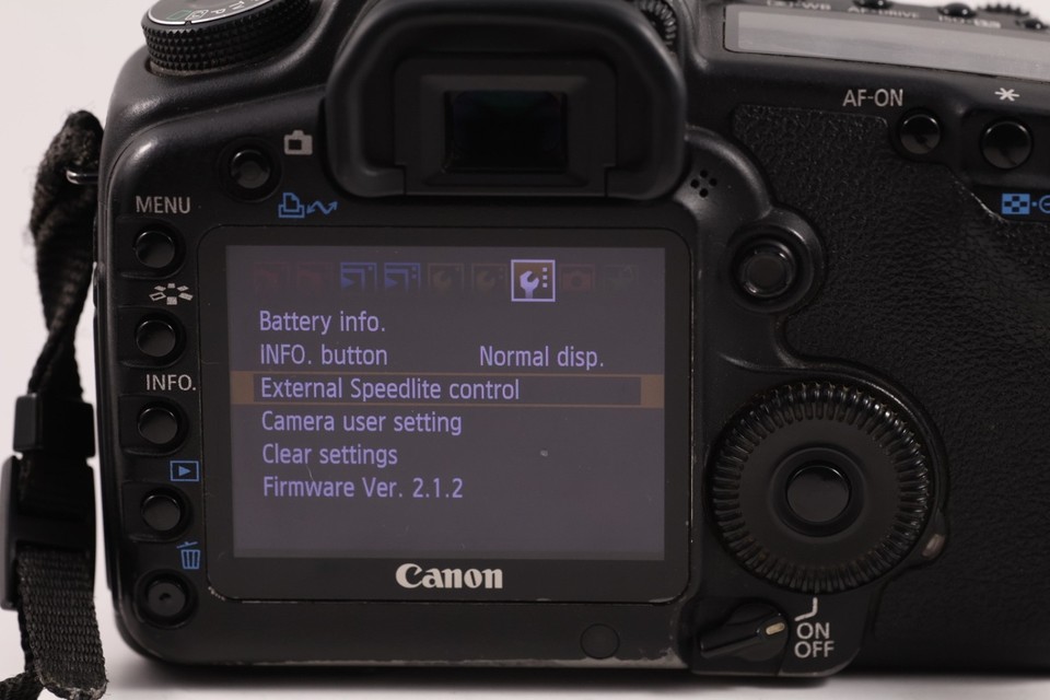 Canon EOS 5D Mark II 21.1MP DSLR Digital SLR FX Camera w/charger ...