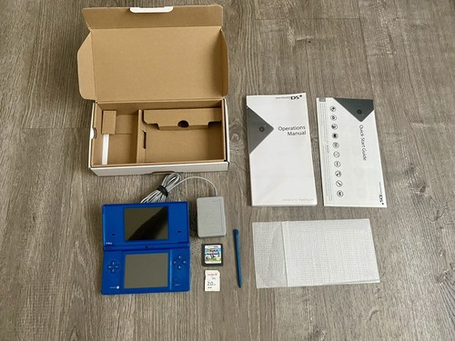 Nintendo DSi Matte Blue Complete In Box W/Super Mario Bros FREE ...
