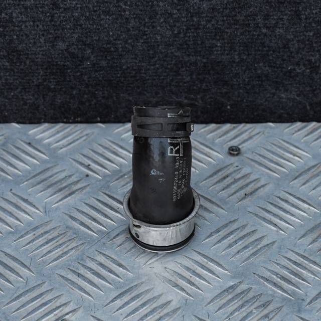 Porsche 911 3.8 Carrera S Ma1.03 Coolant Hose Connection 99110672400 ...