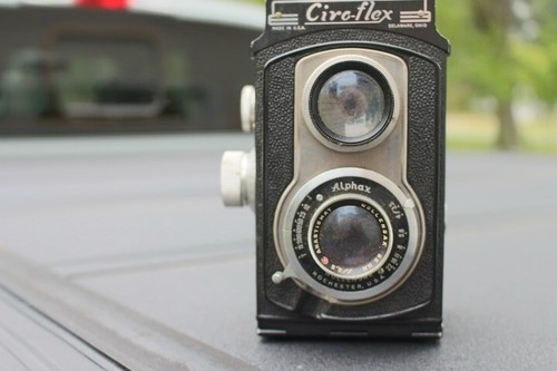 Vintage Graflex Ciro-Flex TLR Camera w/ Wollensak 85mm F3.5 Lens ...