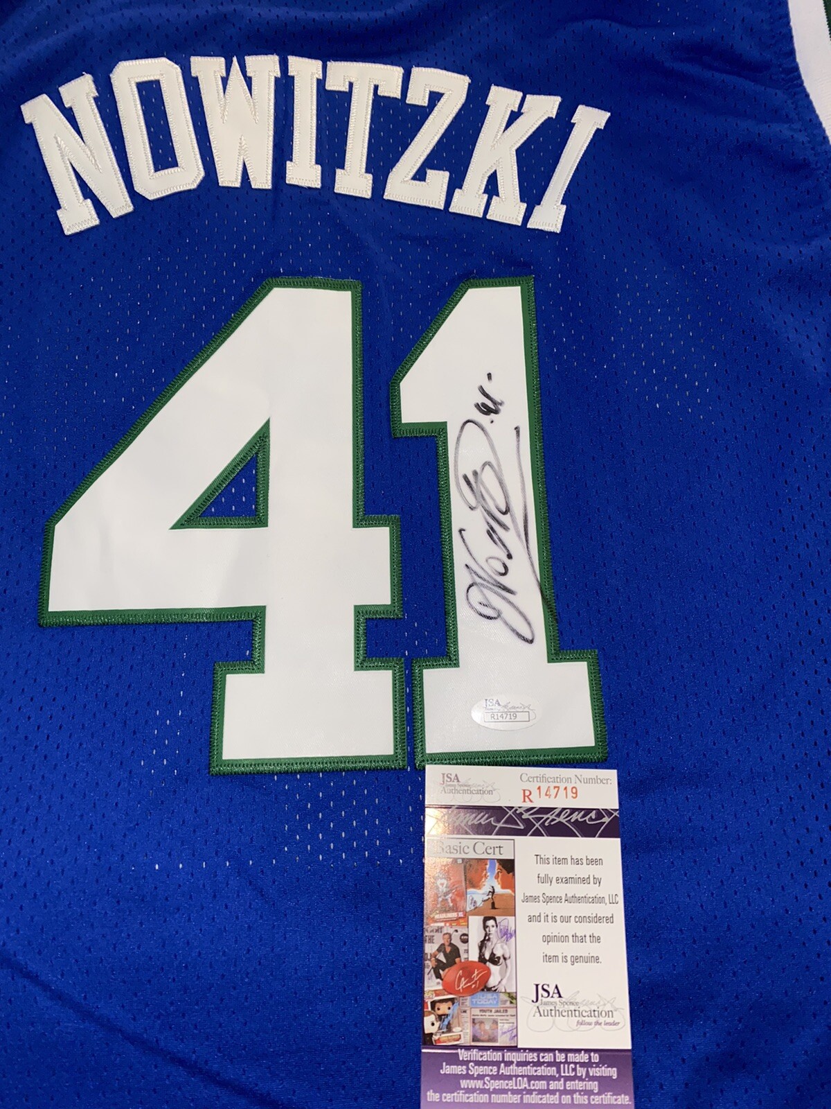 Dirk Nowitzki Autographed Signed Autograph Auto Dallas Mavericks Mavs ...