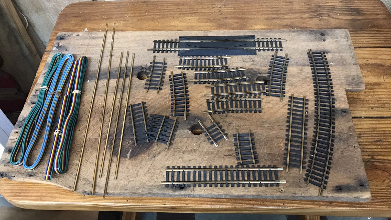 Vintage Atlas HO Train Track Parts Wiring Rails Track Sections Lot ...