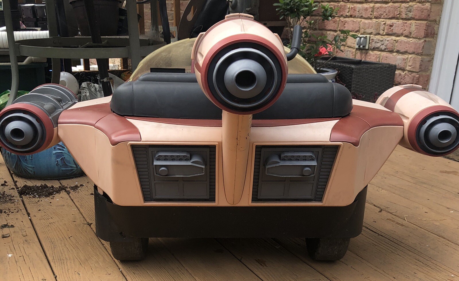 Project Star Wars Luke Skywalkers Landspeeder 12-V Ride On Speeder New ...