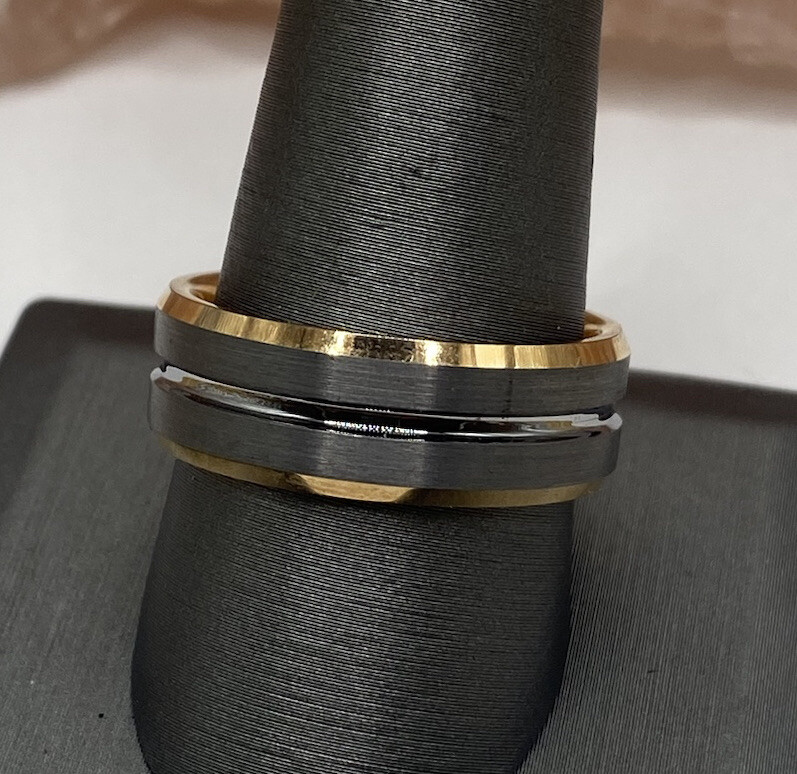 TUNGSTEN CARBIDE ETCHED SMOOTH WEDDING BAND RING SIZE… - Gem