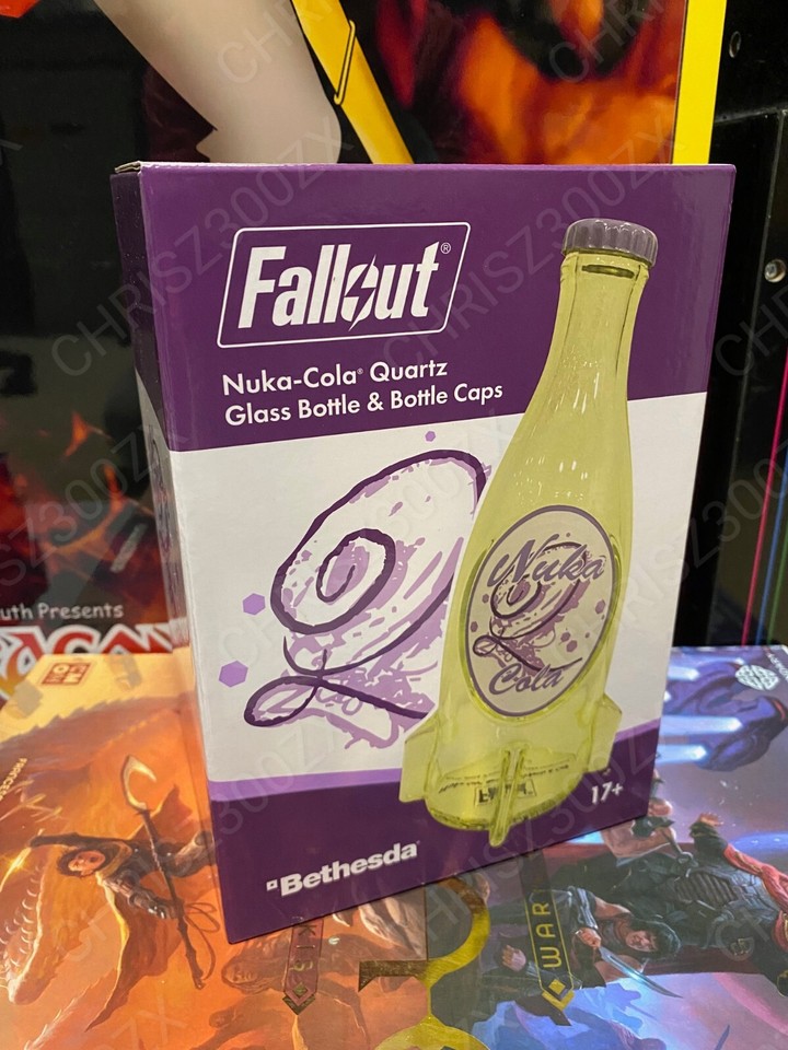 Fallout Nuka Cola Quartz Glass Bottle + 10 Bottle Caps Rocket Replica ...