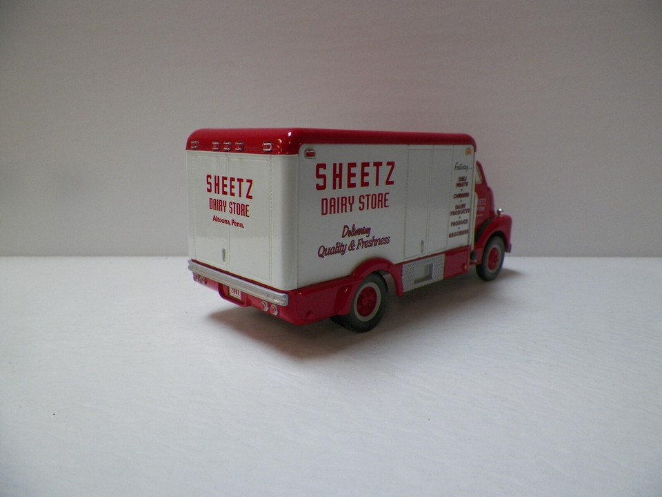 1993 First Gear- Replica 1952 GMC- Sheetz Dairy Store 1/32 | eBay