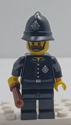 LEGO Collectible Minifigures Constable / col177 / Series 11 Minifigures ...