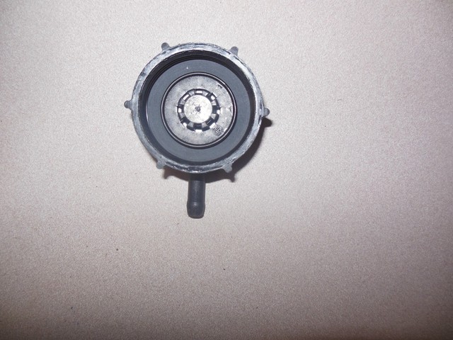 Genuine Mack Truck 21314359 Pressure Cap Expansion Tank for sale online ...