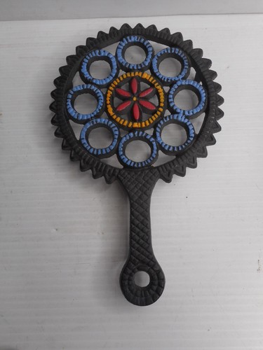 Cast Iron Trivet Decorative Hanging 9" high x 5 3/4" Wide w/ 3 legs ...