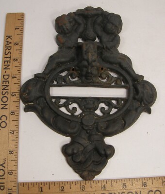 VINTAGE CAST IRON VICTORIAN STYLE DOOR KNOCKER BACK PLATE CHERUBS GREEN ...