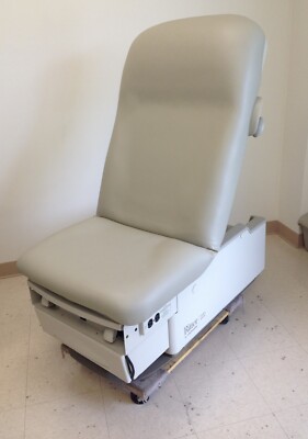 Pre-Owned Ritter 222 Power Hi-Low Exam Table Foot Control New ...