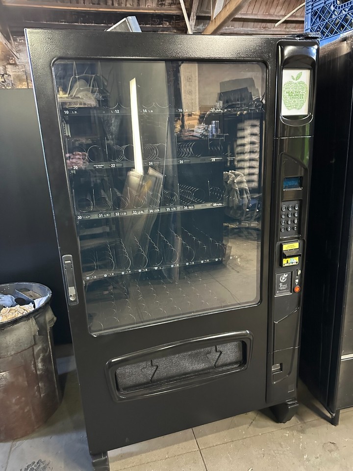 USI WITTERN 3566 REFURBISHED SODA SNACK COMBO VENDING MACHINE W/CARD ...