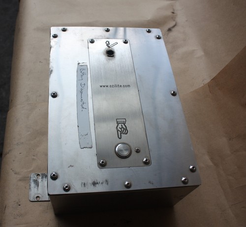 Ozilite 12V Wall Mounted Flameless Cigarette Lighter - Battery Powered ...