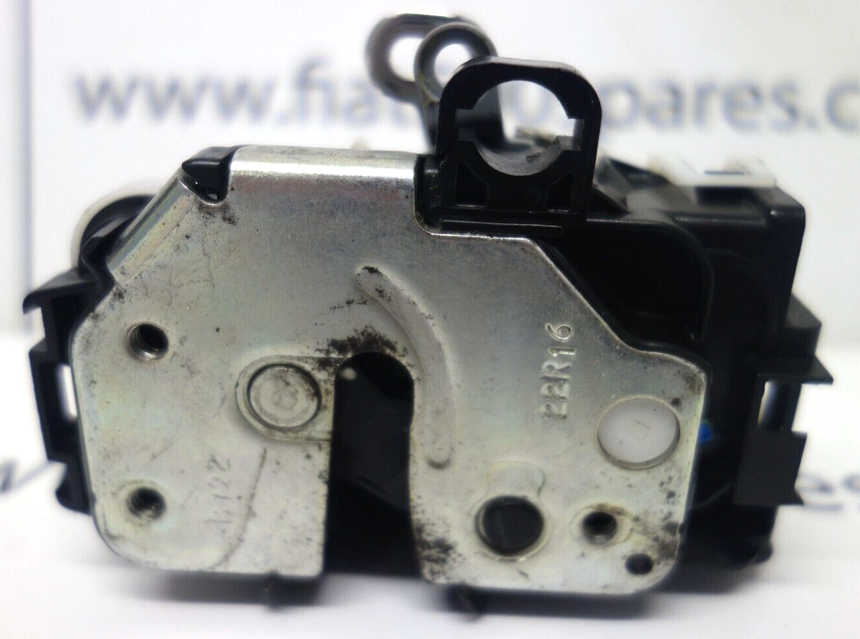 Genuine Fiat 500 / Abarth Drivers Side Door Lock Mechanism 51827595 ...