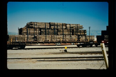 Railroad Slide - Union Pacific #57913 Flat Car Tie Load Milpitas ...