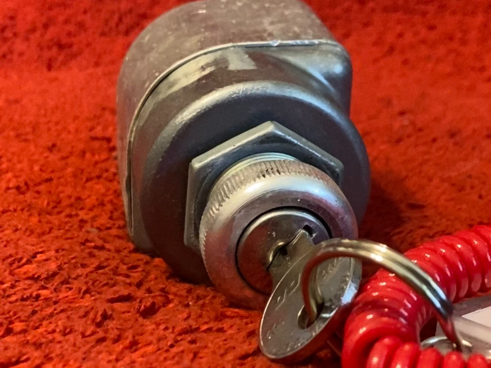 TELEDYNE AIRCRAFT IGNITION SWITCH P/N 10-357290-1 WITH KEY | eBay