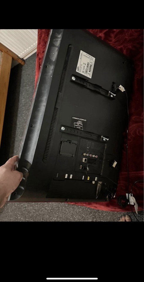 Samsung 32-inch Smart TV | eBay UK