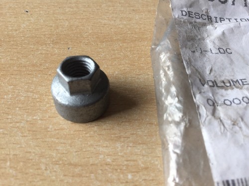 BN 1 GENUINE VAUXHALL ASTRA VECTRA ZAFIRA EXHAUST MANIFOLD NUT 55557769 ...