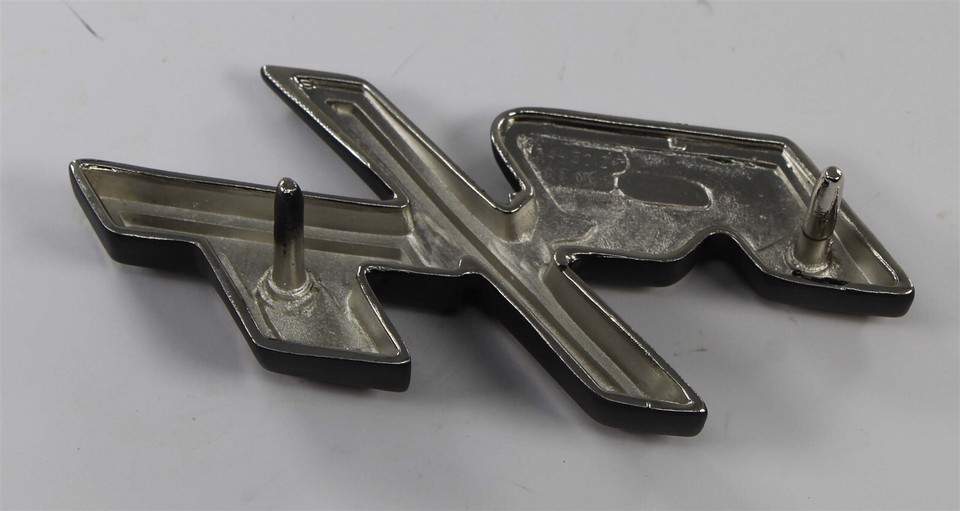 NEW 1970 Dodge Challenger Fender R/T Emblem | eBay