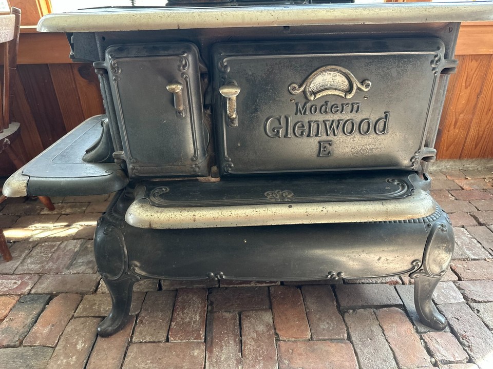 Antique Modern Glenwood E Cast Iron Cook Stove, No. 508 E (1905), With ...