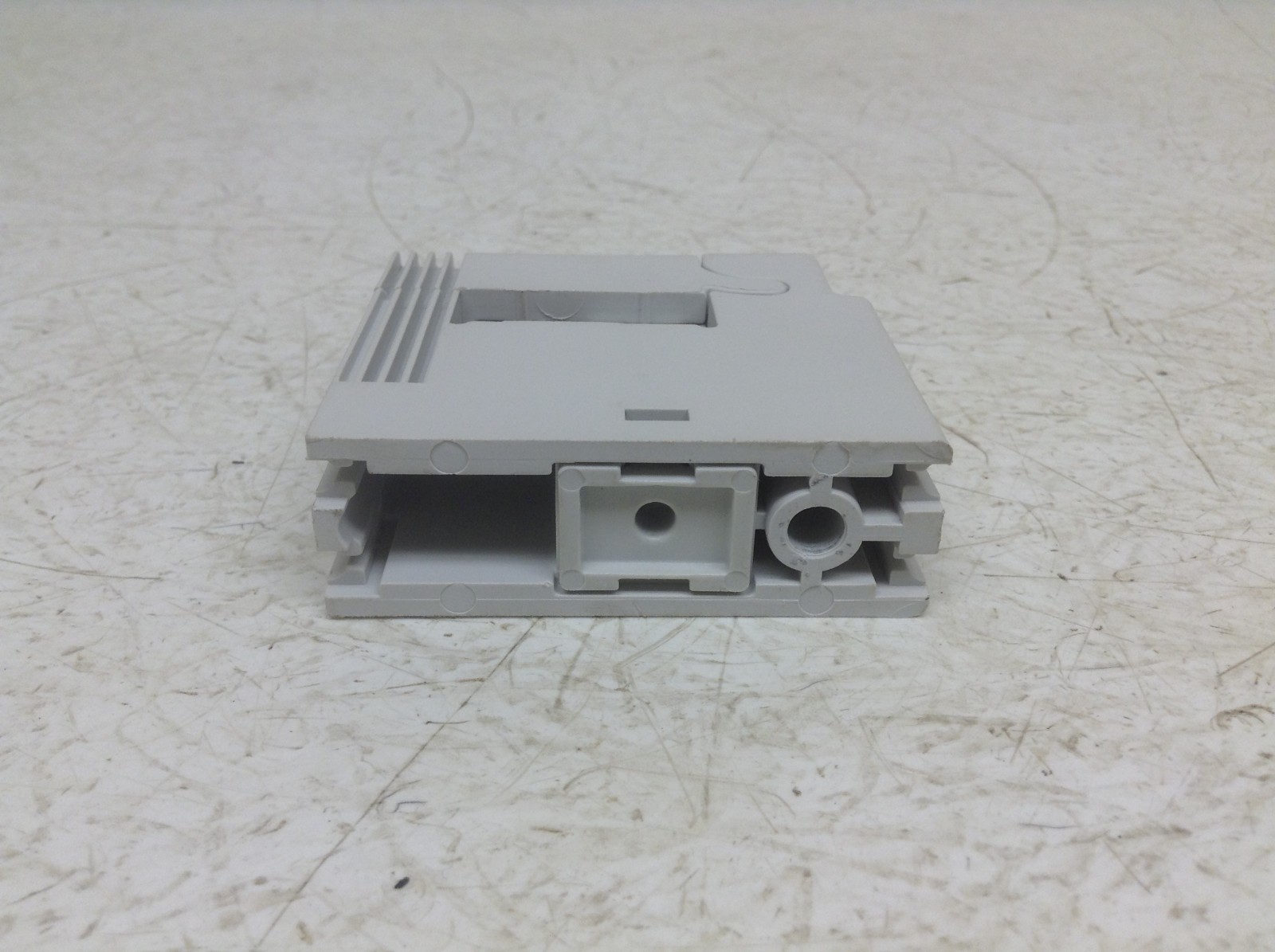 Rittal PE/N Bus Bar Physical Earth Neutral End Cap PEN | eBay