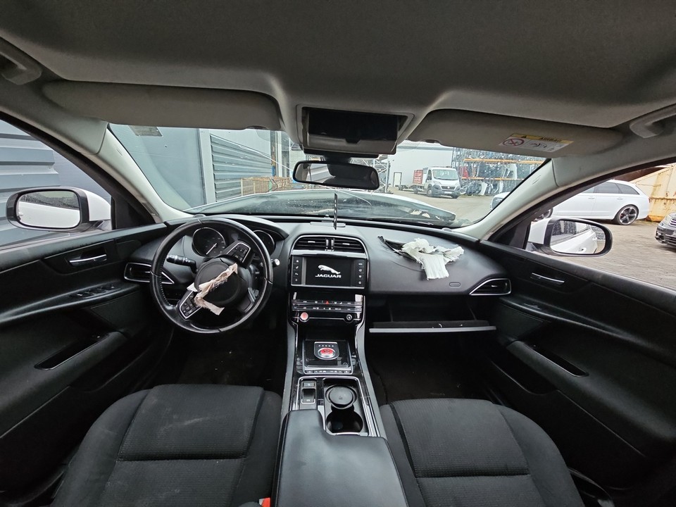 Chain cover Face Housing Rear for Jaguar XE X760 15-19 G4D3-6K301-AE ...