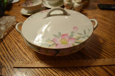 Noritake Azalea Red Mark 19322 Round Covered Vegetable Casserole Bowl 8 ...