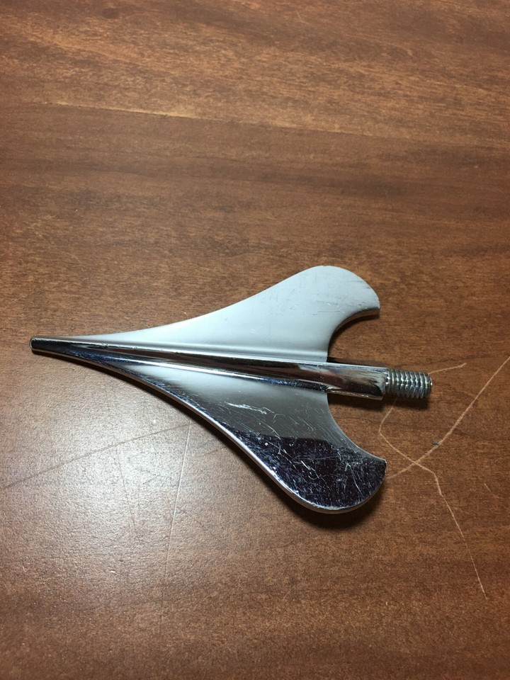 Guidon Spear - US Army WWII Chrome Spear Tip for Flag/Parade Pole 3/8 ...