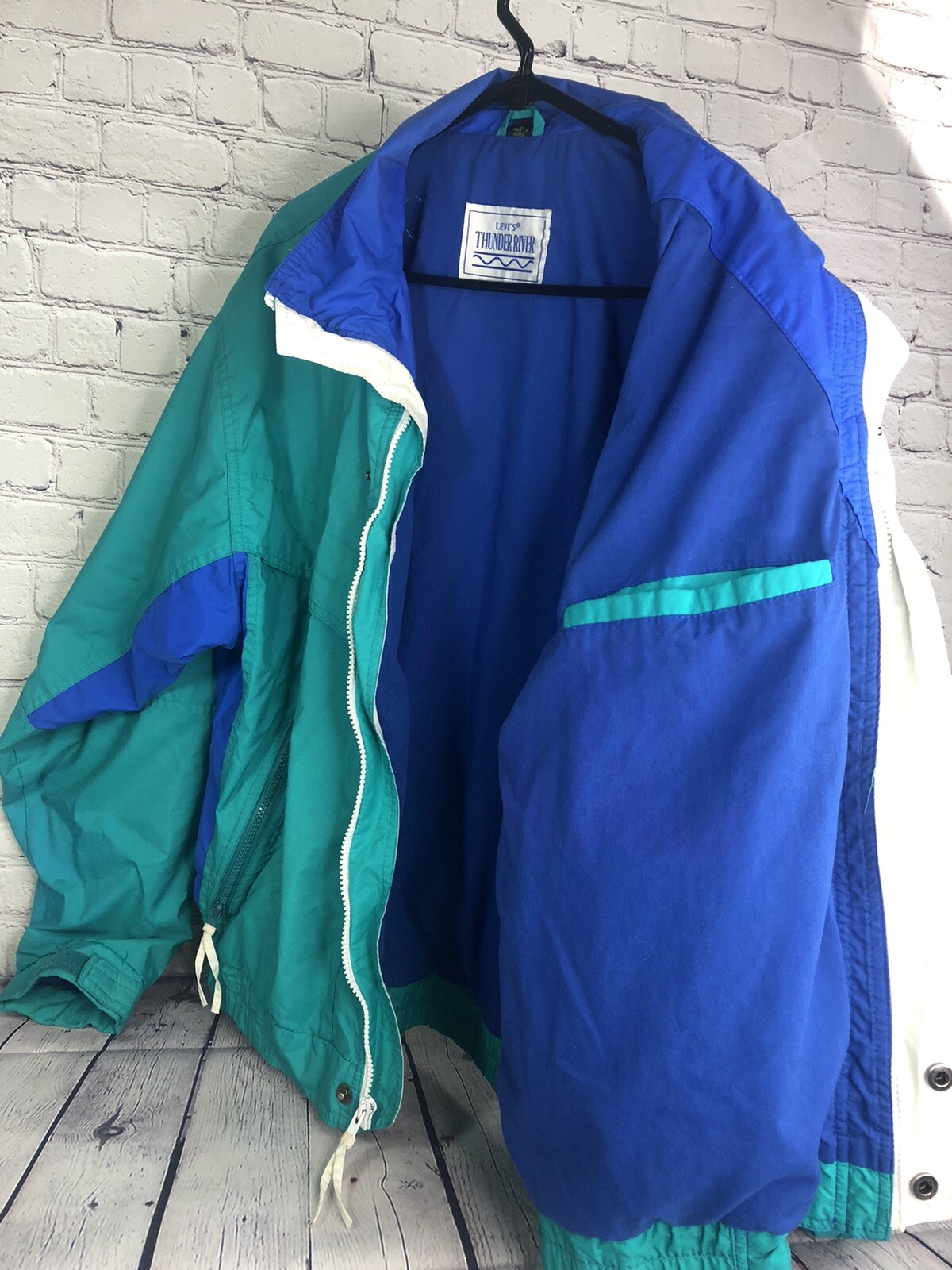 Vintage Levi's Thunder River Blue Teal Colorblock Win… - Gem