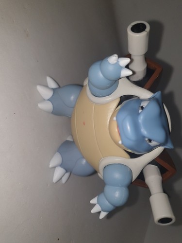 Pokémon BLASTOISE 3.5" Action Battle Feature Figure Pokemon Preowned No ...