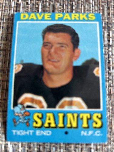1971 Topps Football Card #37 Dave Parks New Orleans Saints ExNm Miscut ...
