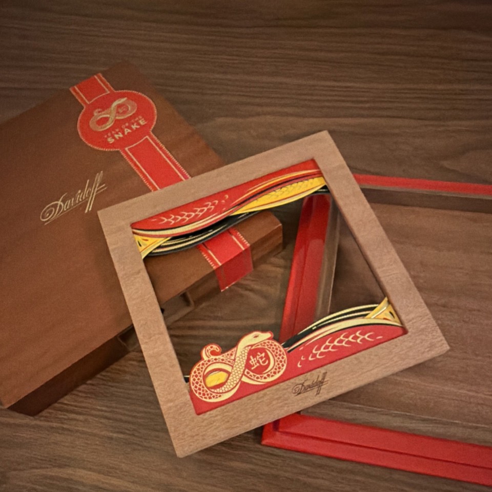 Davidoff Year of the Snake Limited Edition Collectible Wooden Cigar Box ...