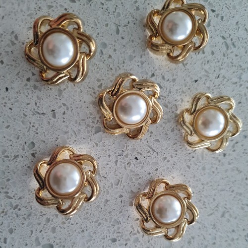 #021 6x New 22mm Gold with Pearl Centre Vintage Shank sewing buttons ...