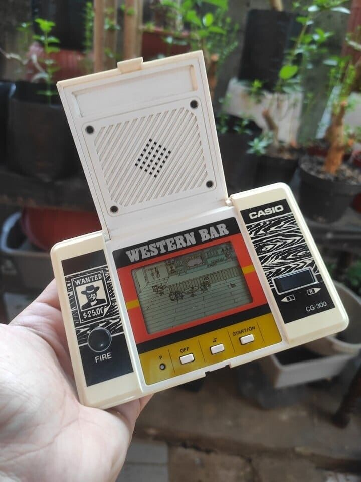 WESTERN BAR CASIO GAME Watch TESTED & WORKING CG-300 Japan WESTERN BAR CASIO GAME Watch TESTED & WORKING CG-300 Japan
