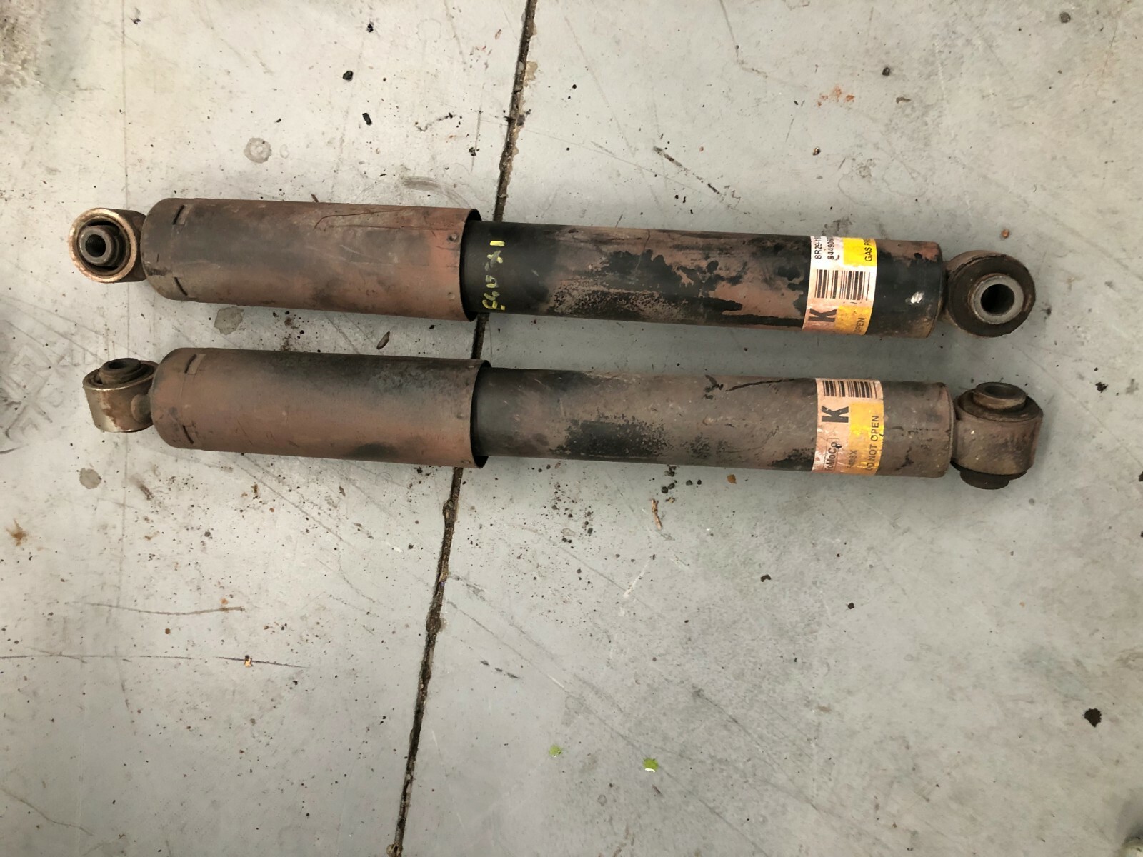 FORD FALCON FG FG-X REAR SHOCKS GENUINE G6E TURBO | eBay