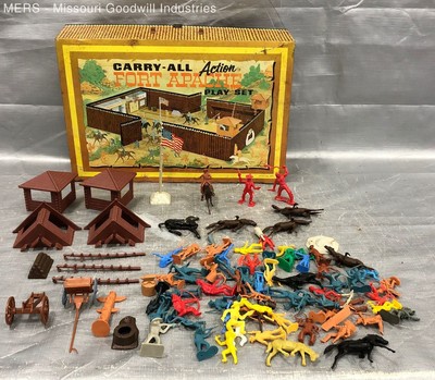 Carry All Action Fort Apache Toy Play Set | eBay