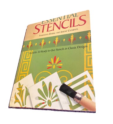 Essential Stencils : Includes 30 Ready-to-Use Stencils in Classic ...