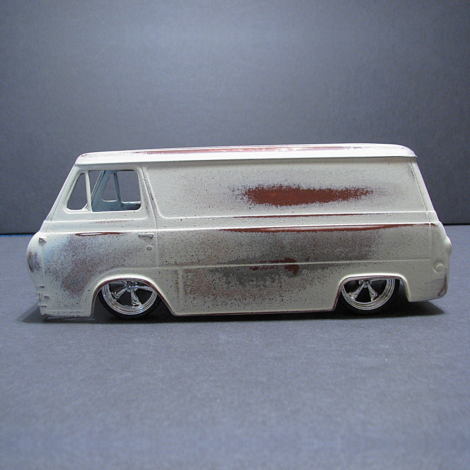 Jimmy Flintstone 1:25 scale 1961-67 Ford Econoline Van resin model kit ...